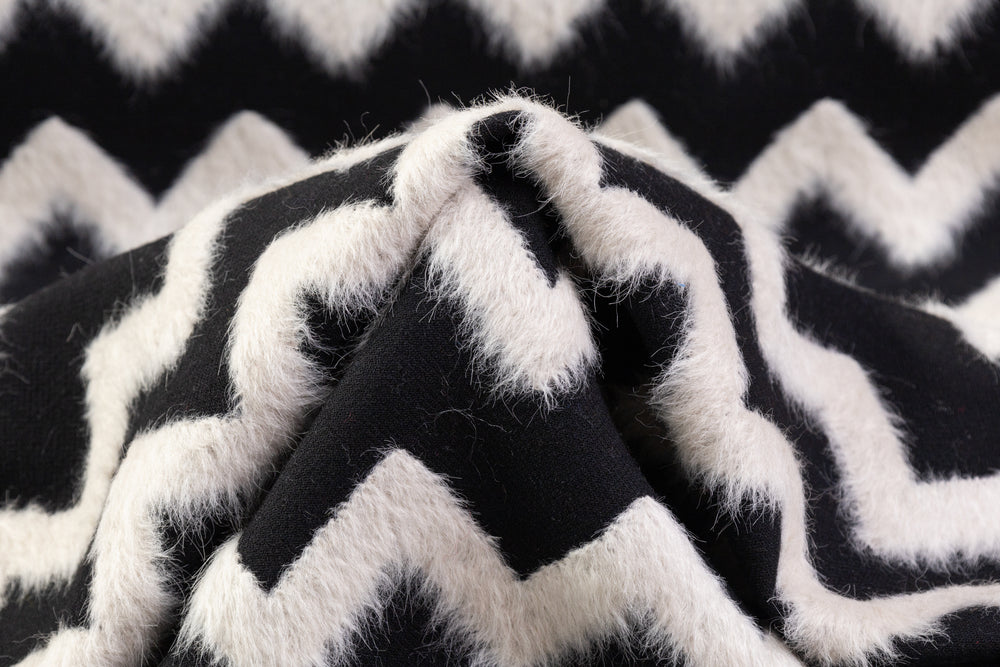 Carnet - Italian Chevron Wool Tricotine - Black / Off White